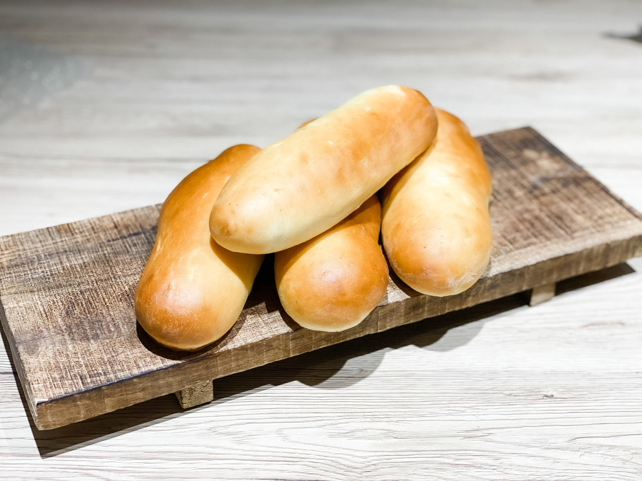 Healthy-Laura.com - Recette de Pains hot dog - laurafoodfamily.fr