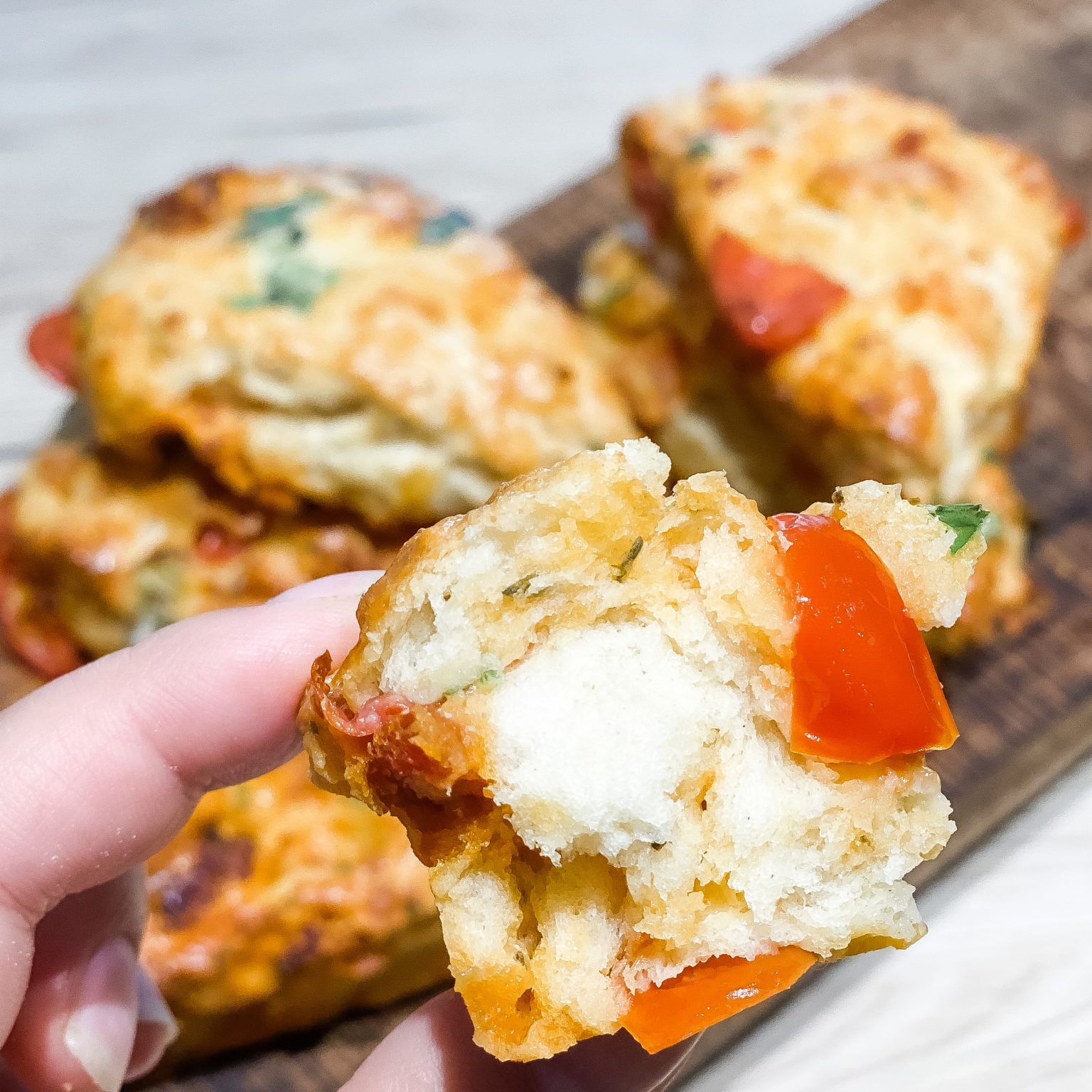 Recette de Pizza Scones facile et rapide - laurafoodfamily.fr