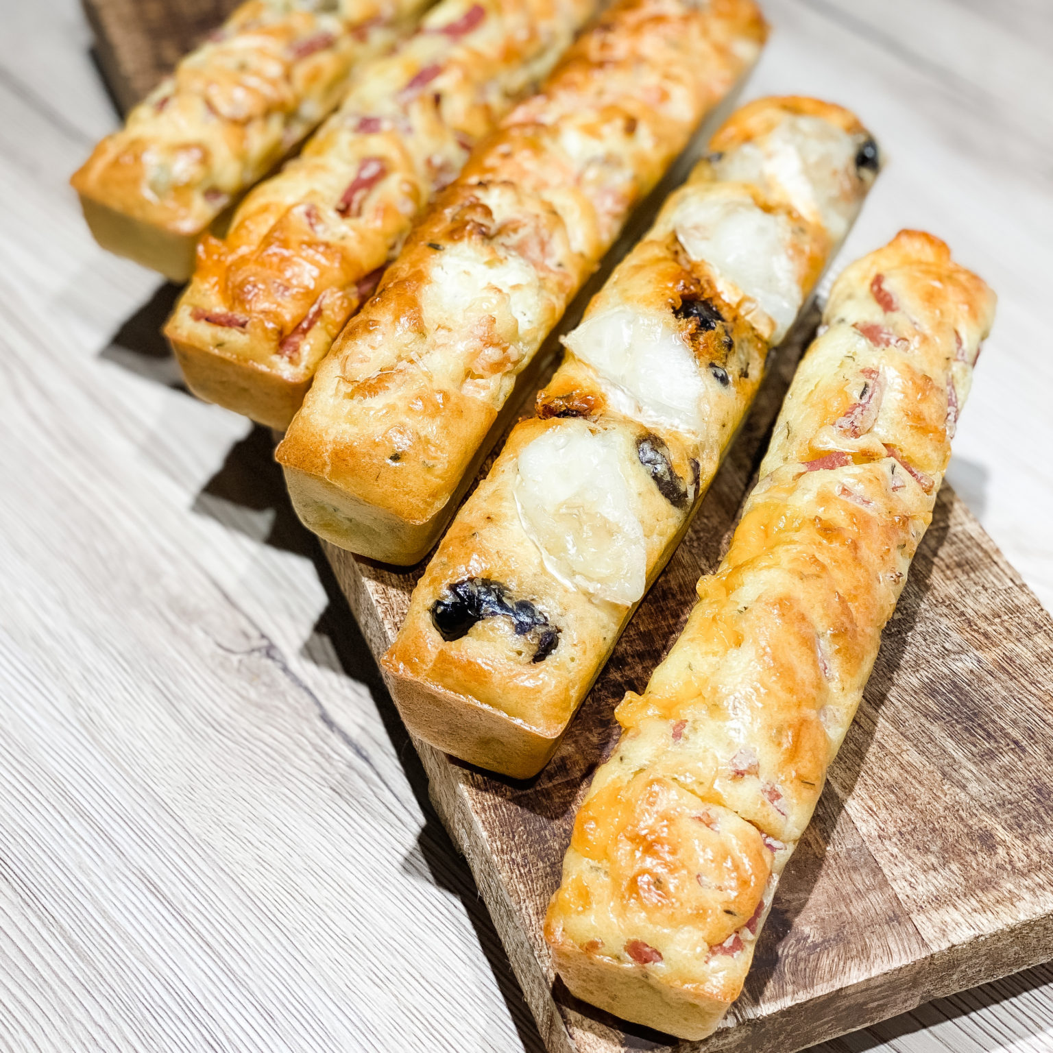 Recette de Cakes salés apéritifs - laurafoodfamily.fr